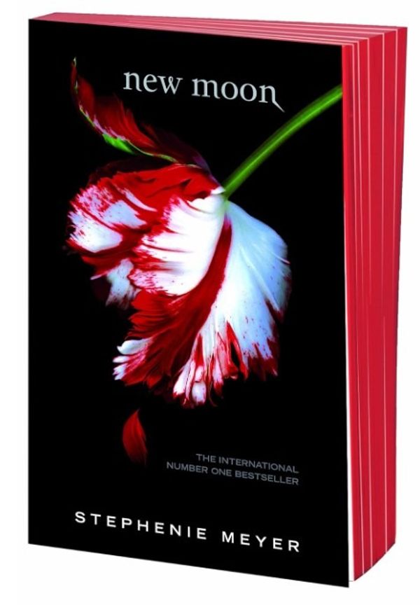 Twilight Saga. New Moon. Book 2. Red Edged Special Edition, Стефані ...